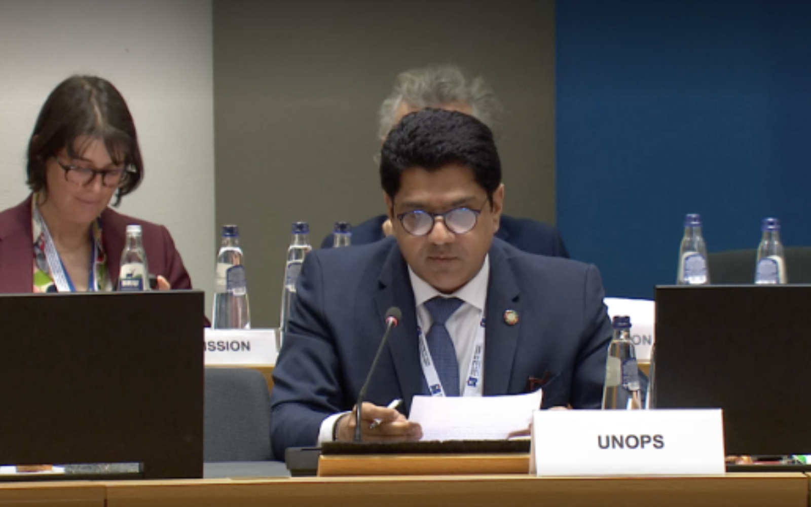 Dismantling a 2000-pound aerial bomb in Gaza | UNOPS