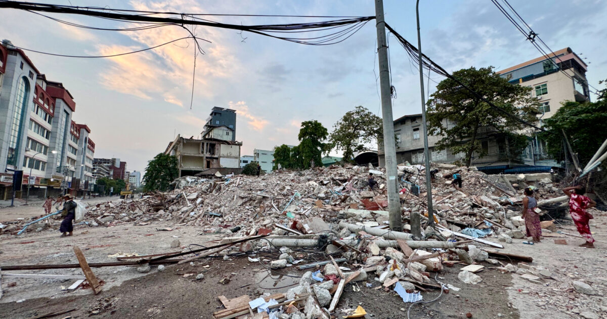 One month on: UNOPS scales up earthquake response in Myanmar | UNOPS