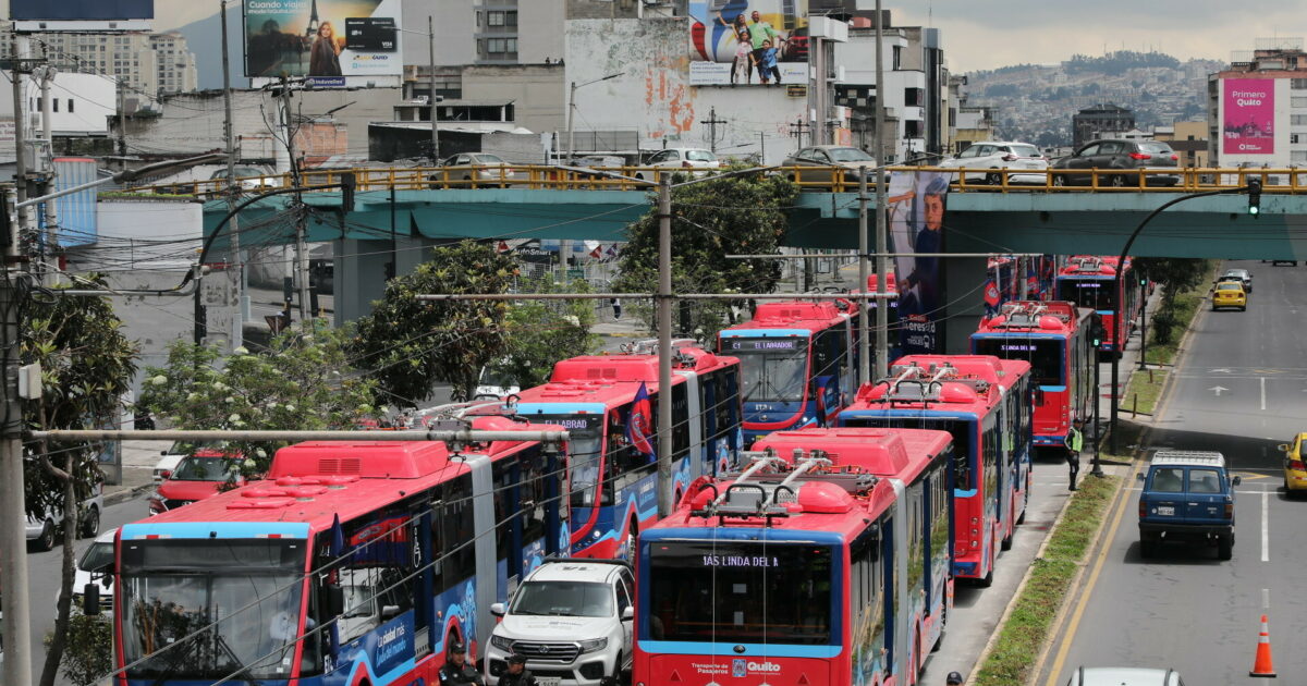Transportation Quito Ecuador