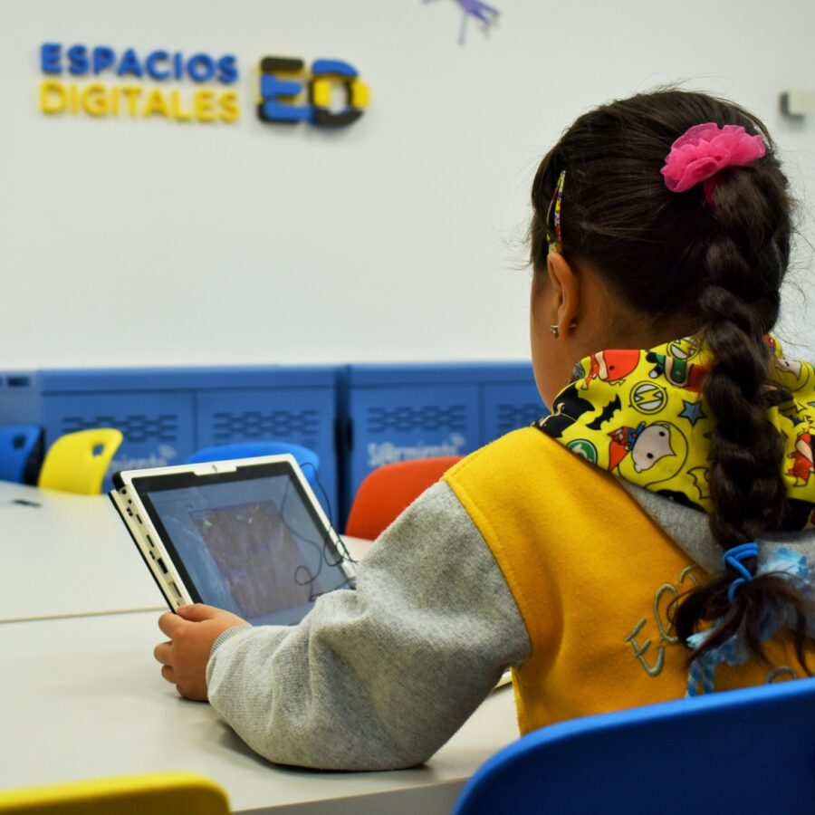 Mejora de la educación digital en Argentina | UNOPS